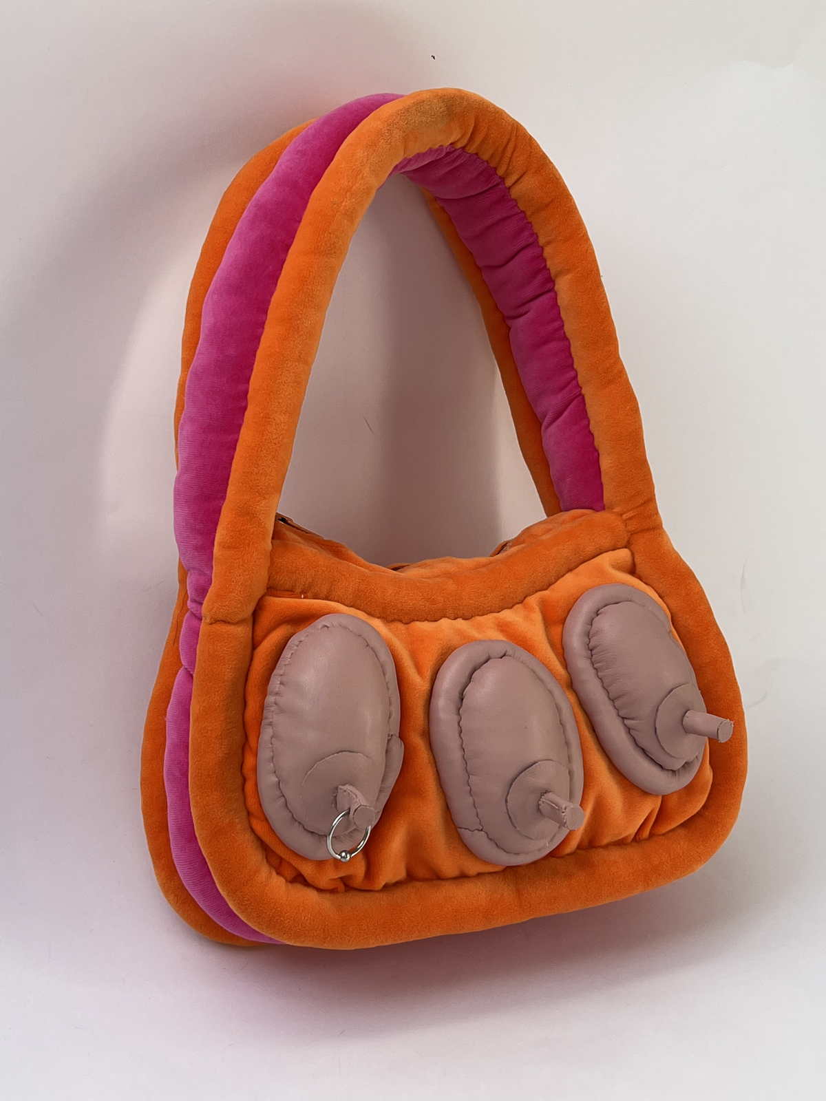 Holy Spells | Von Abfall zu außergewöhnlichen Designs